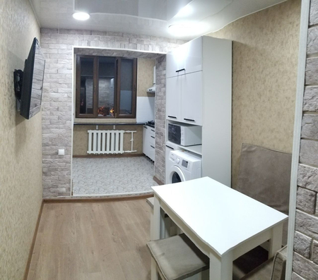 Метро  Космонавтов  1/1/5 500$