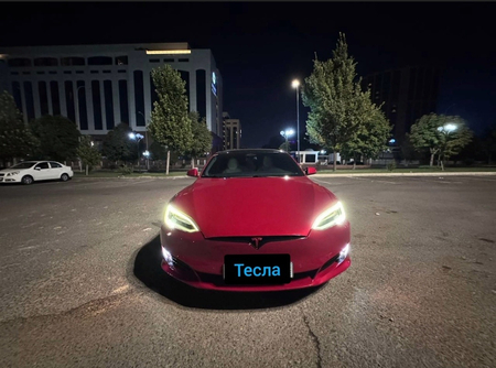 Продаётся Tesla model S performance год 2018