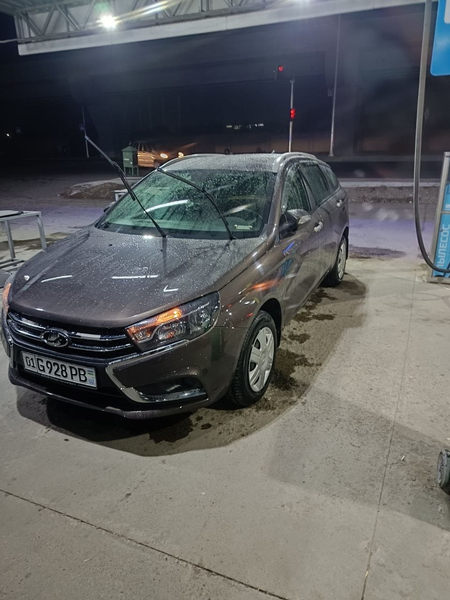 Лада Веста SW 2019