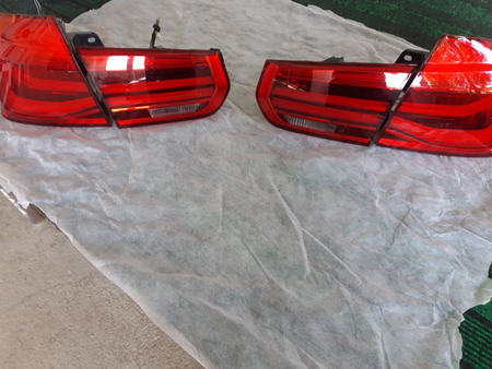 Zadni stob BMW sotiladi