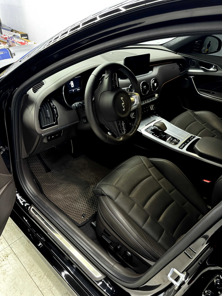 KIA Stinger 2023 СРОЧНО