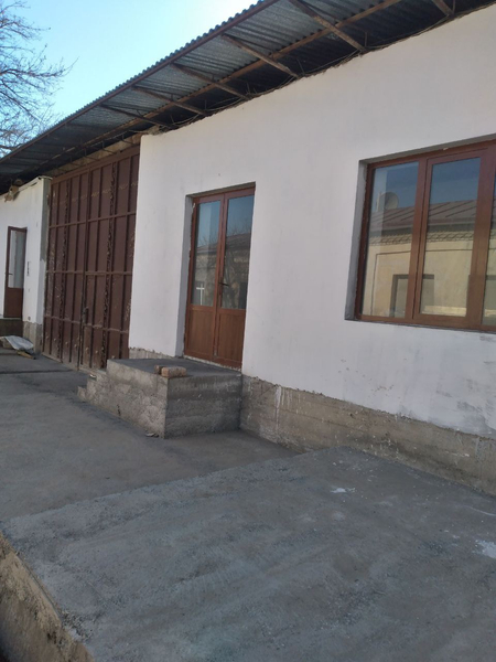 Срочно ижарага берилади 5 сотихли ховли