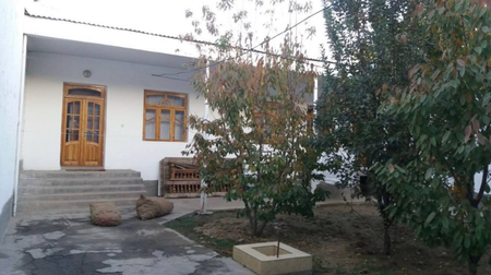Срочна 4 сотих Участка сотилади. Ор-р: Саккокий