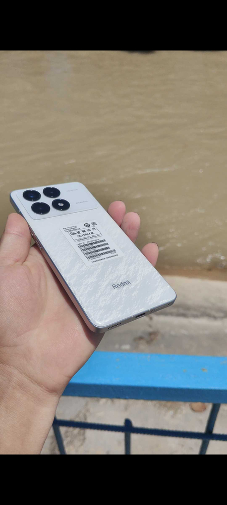 Redmi K70 12/256