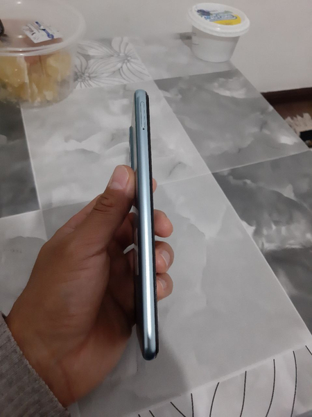 Samsung M23 yengi 128HZ Ozu 4+4 Pamyat 128