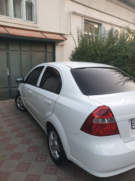 Nexia R3 2022god