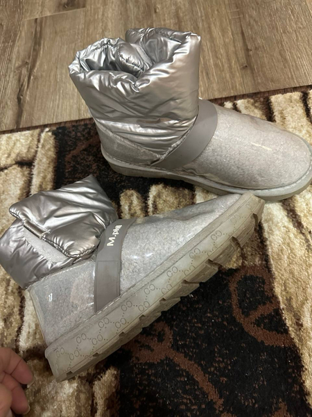 Теплые модные  сапоги
