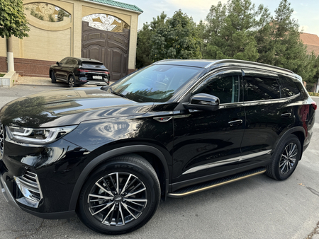 Продается автомобиль Chery Tiggo 8 pro 1.6 Lux full