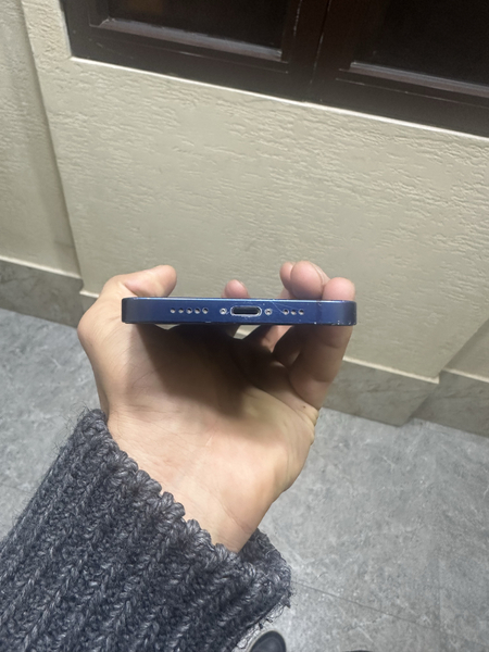 Iphone 12 holati yaxwi