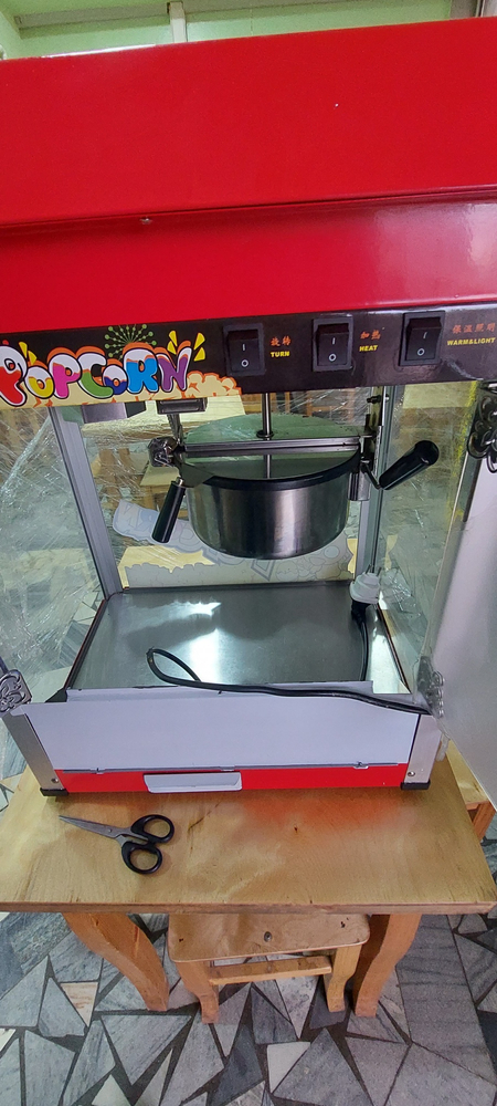 Popkorn  aparat yangi