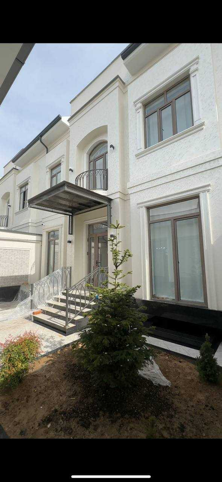 Продается Евро дом Ор-р Америкаский посольства  300м2