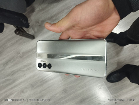Telefon sotiladi