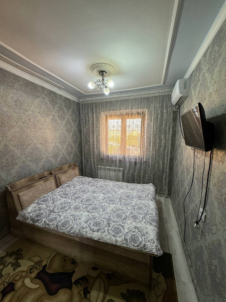 Продам 2-х комнатную квартиру. Юнусабад 8 квартал, 2/9/9. 58 м²