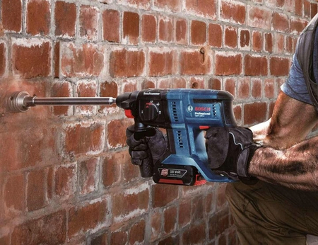 Перфоратор аккумуляторный BOSCH GBH 180-LI