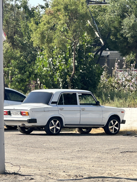 Vaz 2106 sotiladi