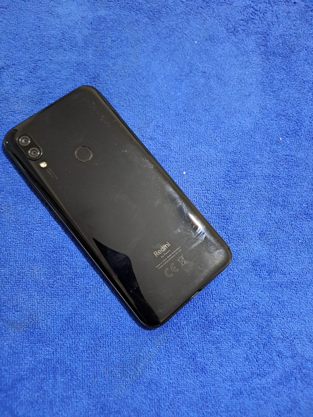 Redmi 7 sotiladi
