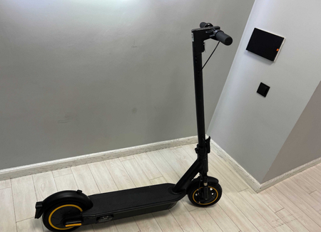 Электронный самокат E-scooter новый