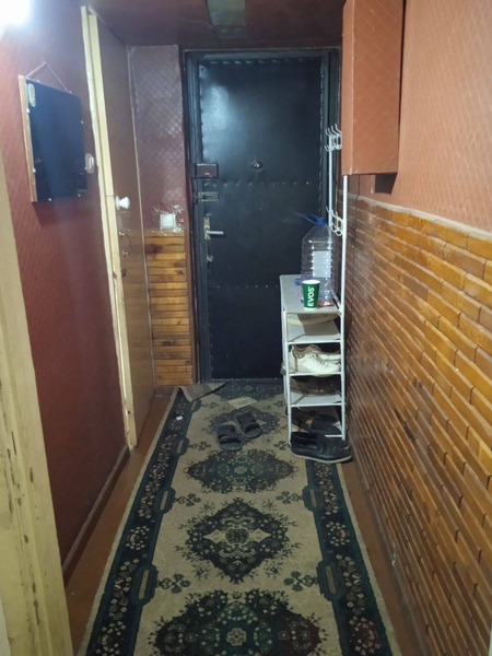Diqqat chilonzor 12 kv dan 2 xonali uy sotiladi
