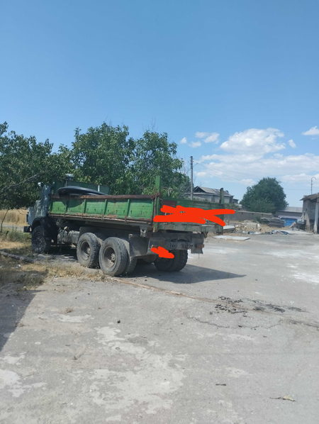 Kamaz  sotiladi.