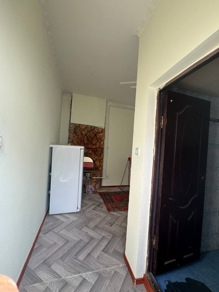 Chilonzor 16 gor banlitsa 1 xona uchastka oila qizlar bolalar