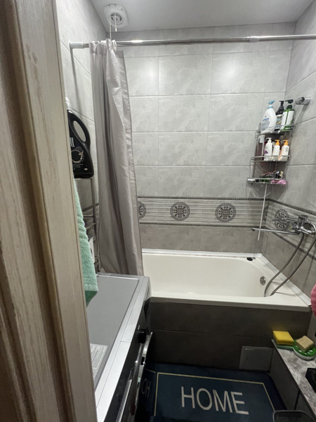 Yunusobod 4 kv 2/1/4 yengi remont srochna