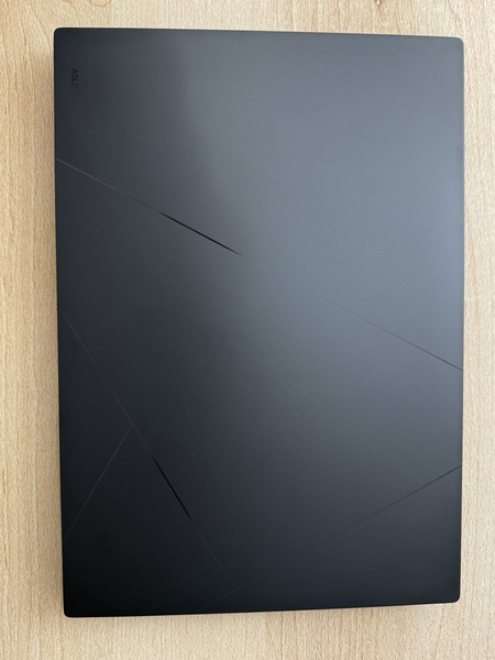 Asus ZenBook 14 OLED