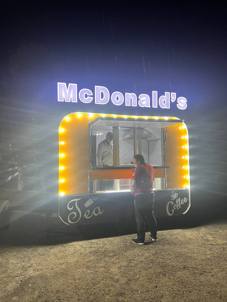 Food truk fud trak koʻchma dokonlar