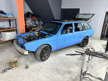 BMW e30 универсал, проект