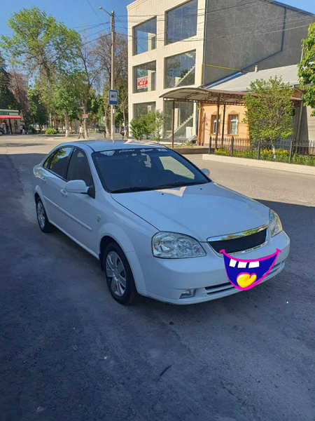 Продам LACETTI 2009 г. 1-я позиция.1.8 цвет Касабланка