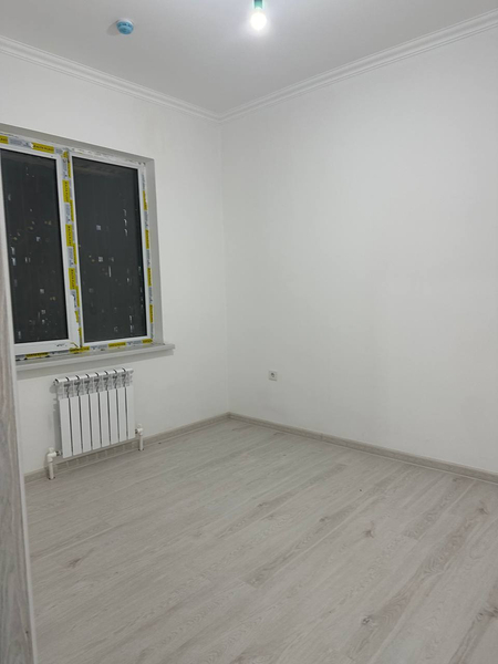 Срочно продаётся олмос навостройка. 70 м2