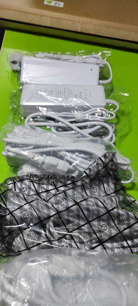blok pitaniya monobloka 19v 6.3a