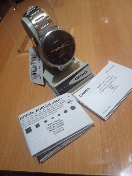 Casio original qo'l soati.