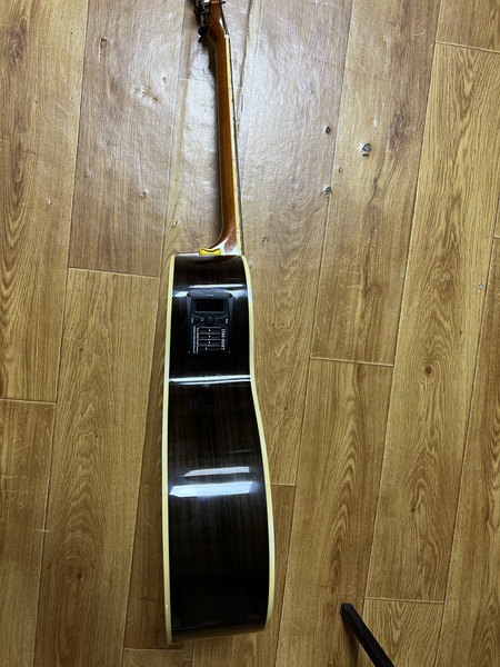 Akkustik gitara ekvalazo’rlik