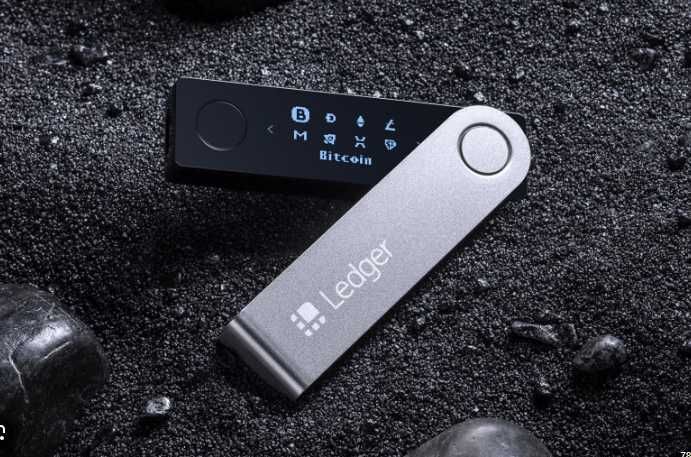 Аппаратный криптокошелек Ledger Nano X Purple Amethyst 2023