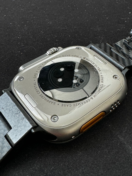 Apple watch ultra + pitaka
