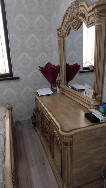 Спальный гарнитур