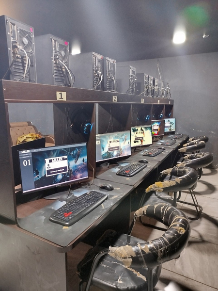 Game club sotiladi 20 ta komp 1 ta admin Tayor biznes