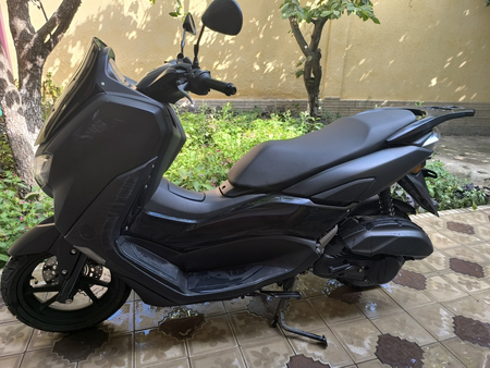 Yamaha Nmax 2023