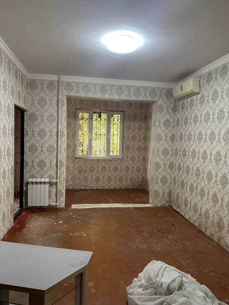 arenda metro mirzo uluğbek 2 xona 400$