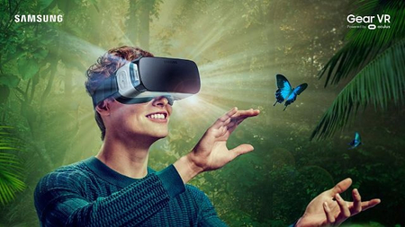 Смартфон Galaxy S6 Edge (64Gb) + шлем Gear VR (powered by Oculus)