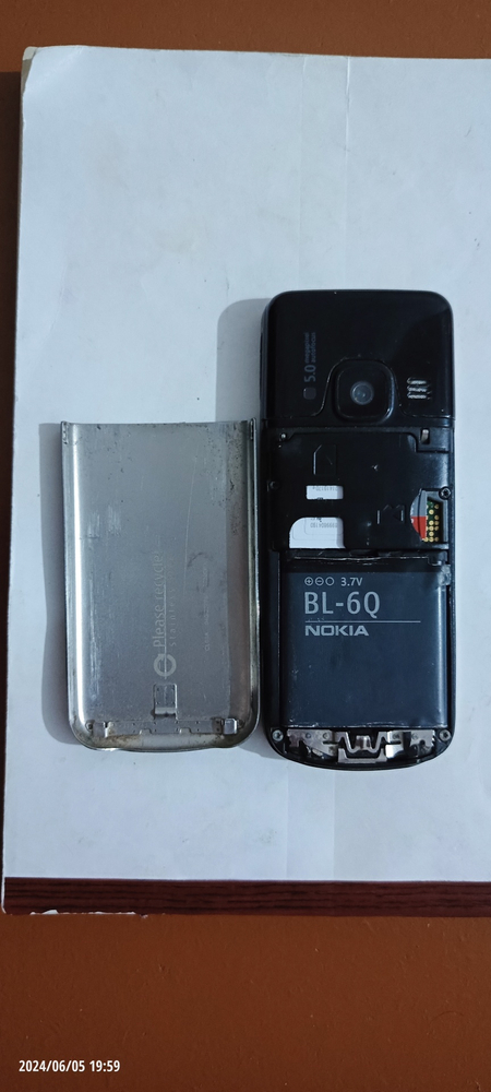 NOKIA 6700 яхши холатда имеи утган