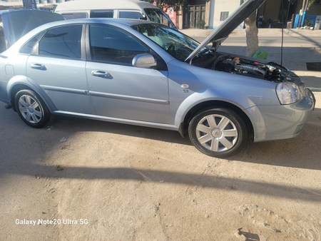 2012 lacetti1.8\\n100 talik metan\\nPrabek 4 Krug\\nAkumlatr yangi\\nBalonla