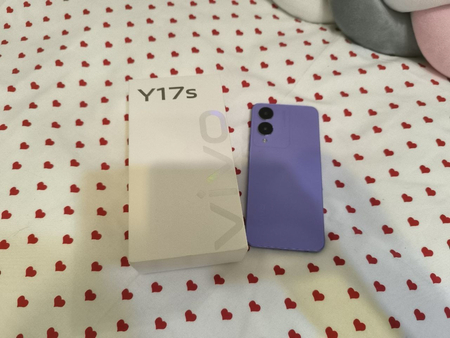 Продам телефон vivo y 17  6/128