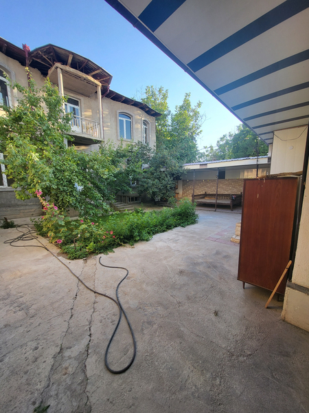 Продажа участка 4сот Яшнабад р-н, ул.Пахлавон, ориентир 198школа
