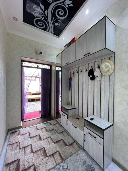Срочно! Продажа. 7 ком, 3 сот. Шовкат улица.