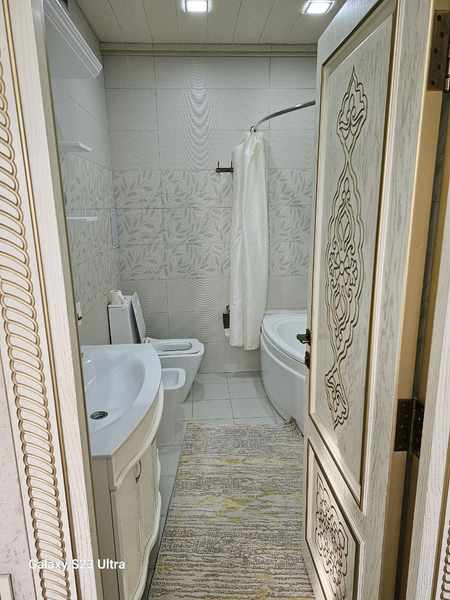 Golden house Sebzor