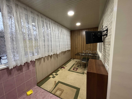 Продается 4-х комнатная квартира, Учтепинский район, Чиланзар 26 кв-л