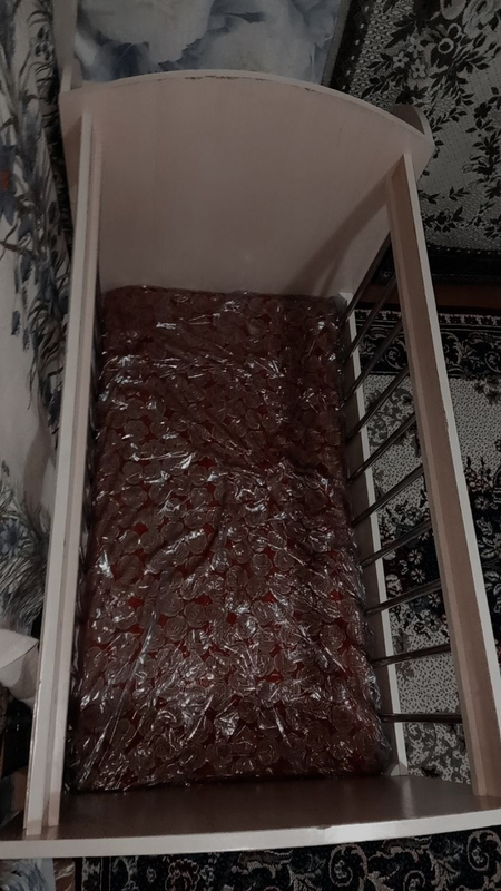 Детский кровать.