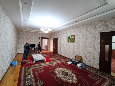 Urganch shahar Asr to'yxona yoni 1 qavatli 420 kvm xovli joy sotiladi