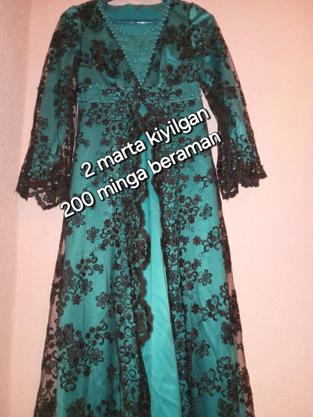 Yengi kiyimla sotiladi